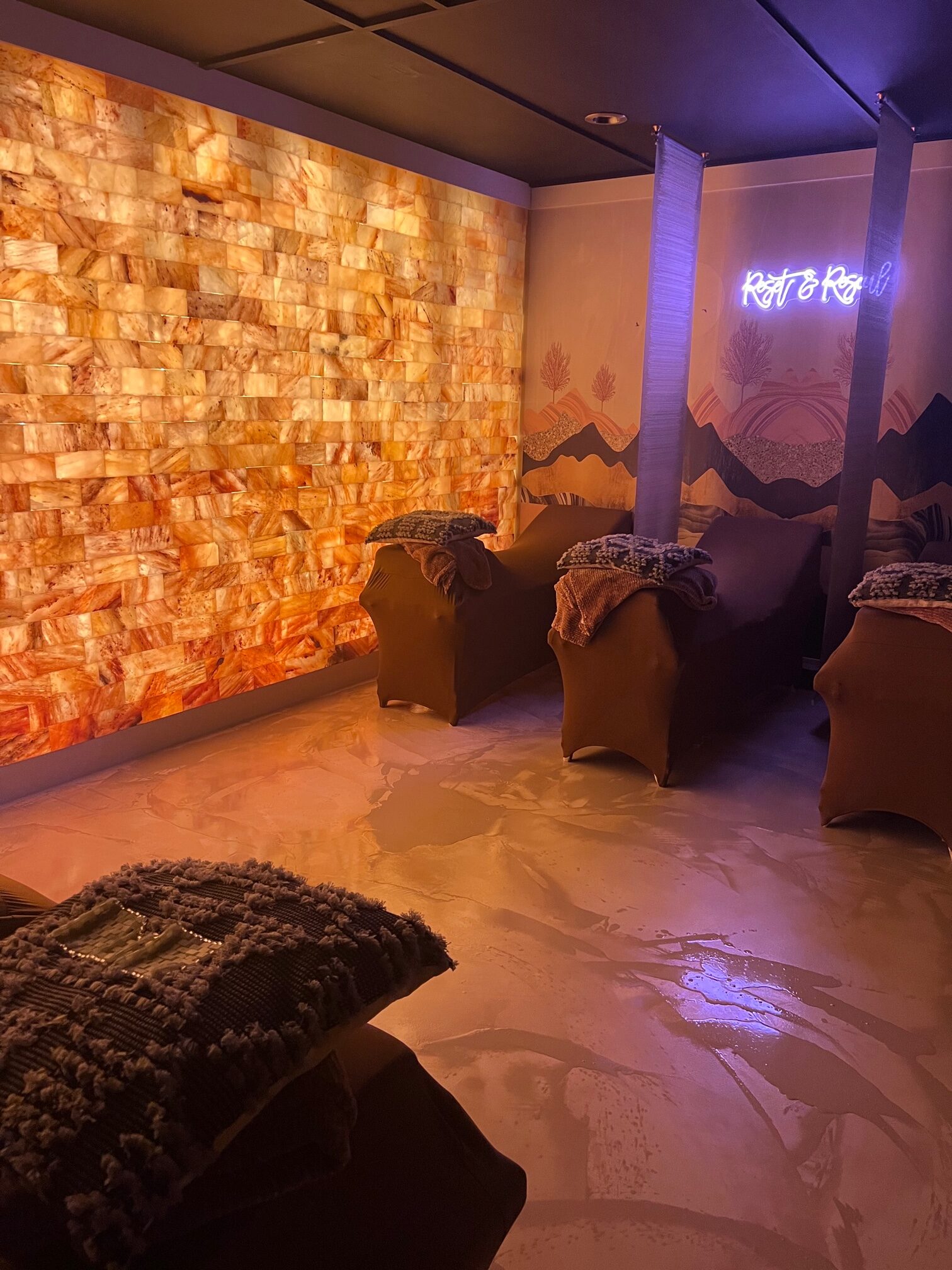 Halotherapy | About - Resoul day spa | Aveda Concept